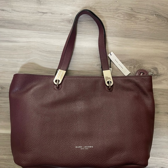 Marc Jacobs | Bags | Marc Jacobs Hand Bag New With Tags | Poshmark